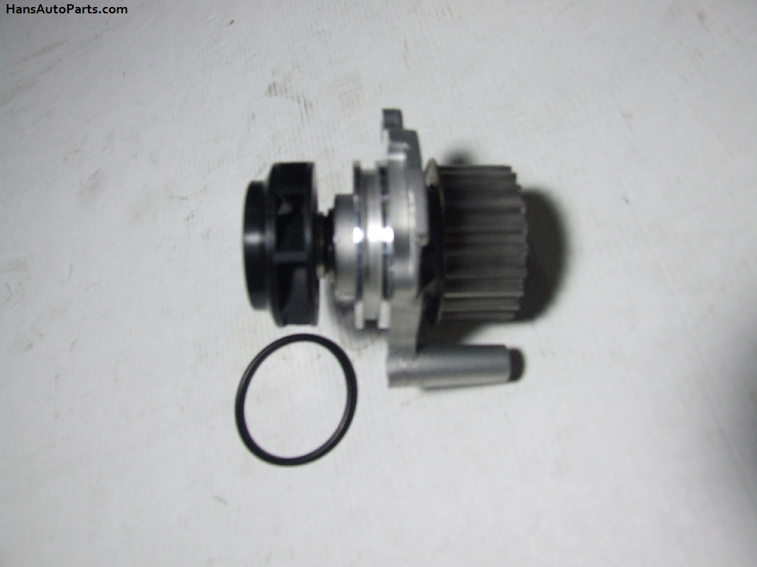 06A121011L $38 OEM VW Audi Water Pump 2.0 Beetle Golf Jetta Passat A4 ...