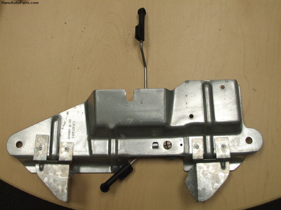 SOLD $5.00 (Recycled) 1J5827567A 1J5827425C 1J5827425D 1J5827425E Trunk ...