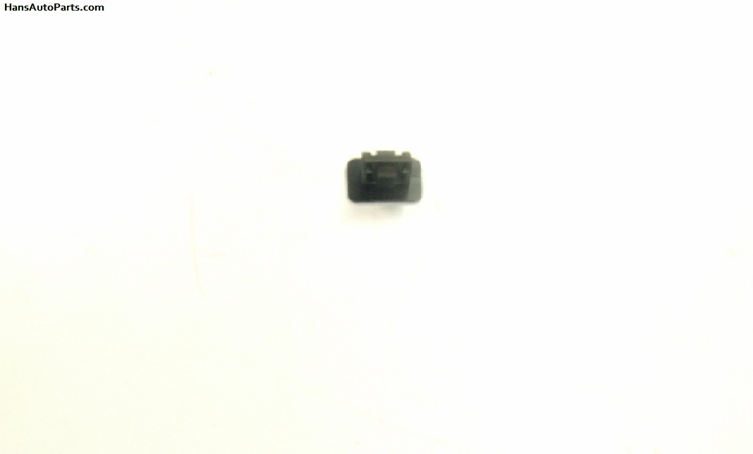 357867646 $0 OEM VW Clip Beetle Golf Jetta Passat Corrado Touareg