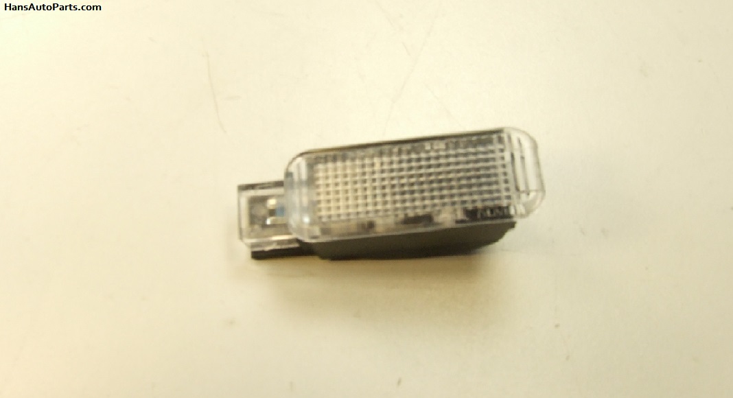 4B0947415A $20 OEM VW Audi Interior Light Phaeton