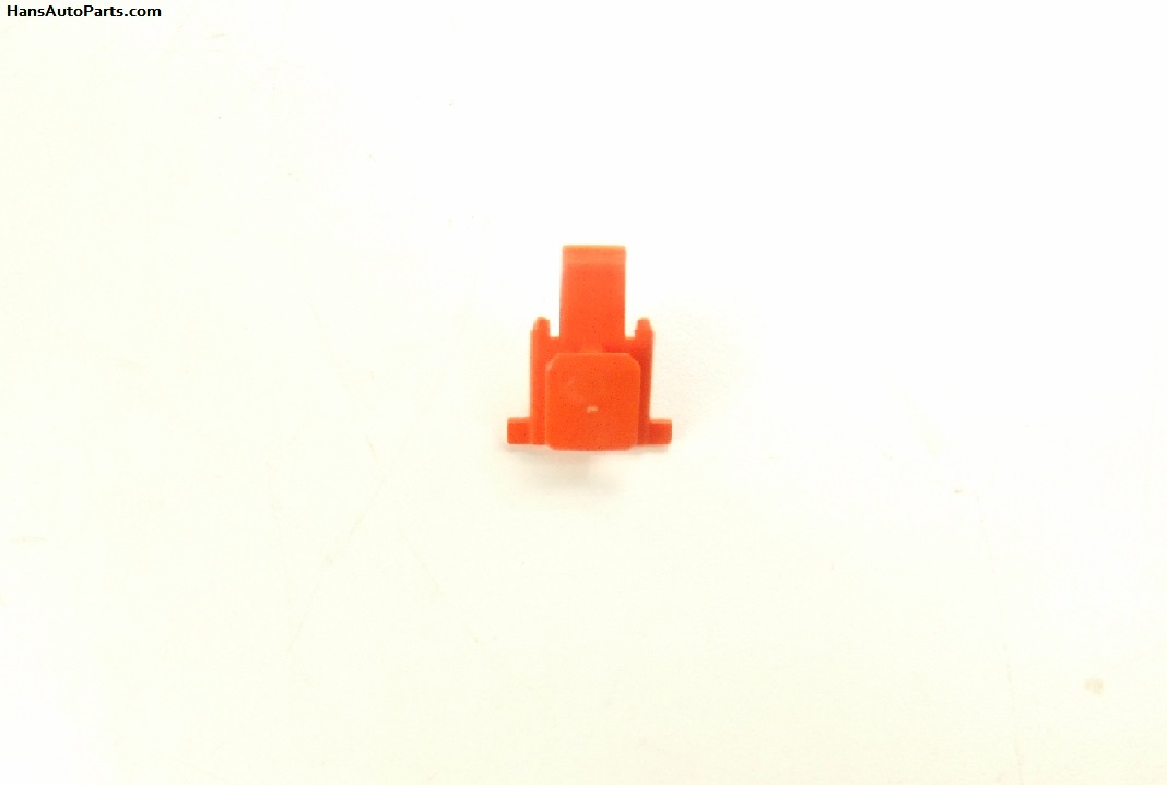 4L0853909 $5 OEM Audi Door Molding Clip Q7