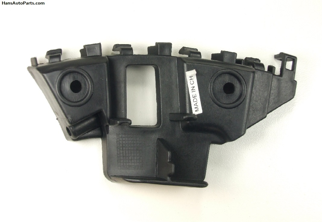 5C6807183 $4 VW Left Front Bumper Guide Piece Jetta.