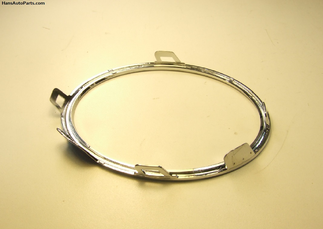 5K0853102 $31 OEM VW Right Fog Light Moulding Golf Tiguan