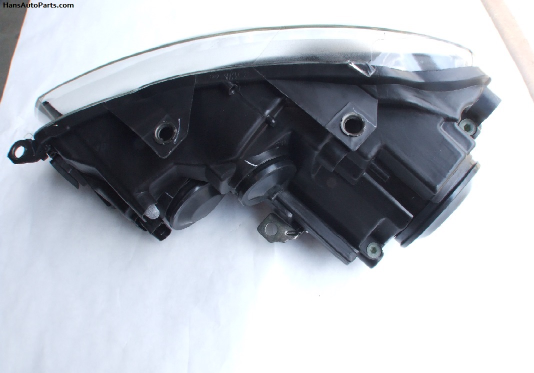 5K41754B $79 Right Head light Golf GTI.