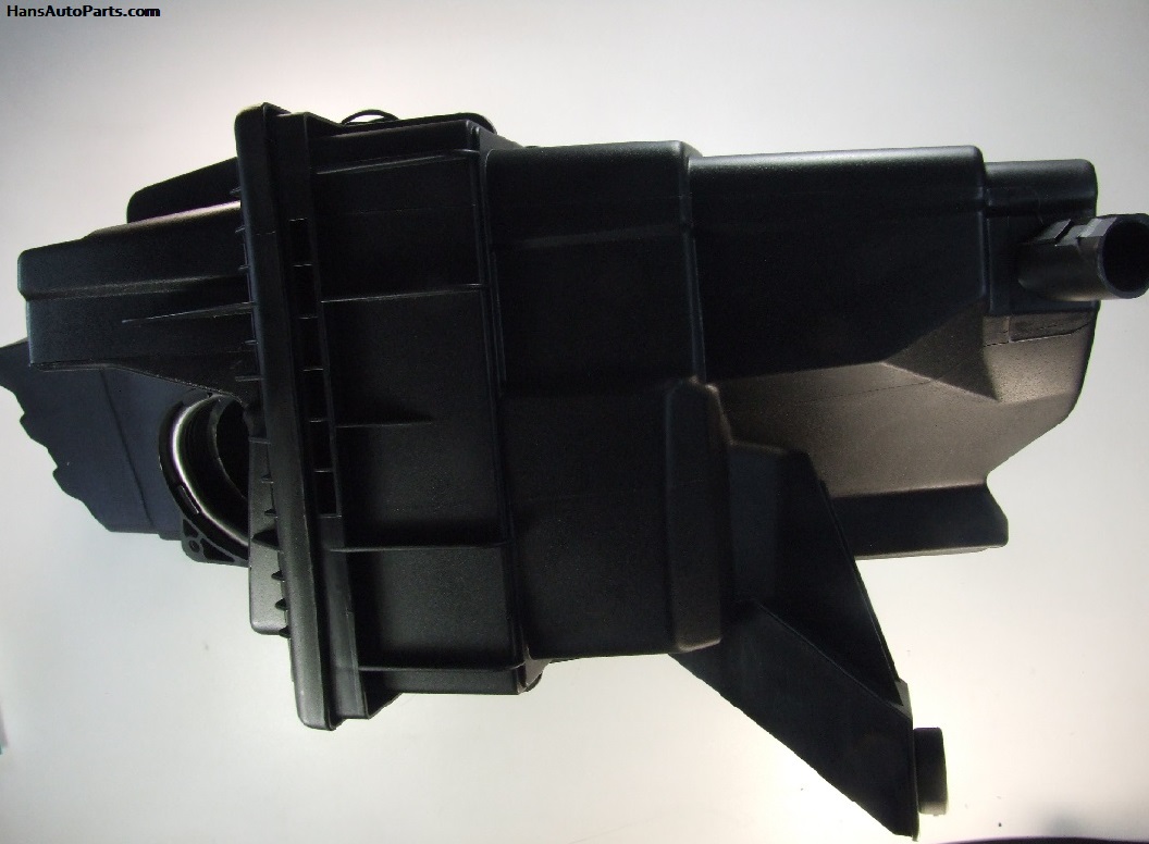 7H0129607J $27 VW Air Filter Housing Eurovan