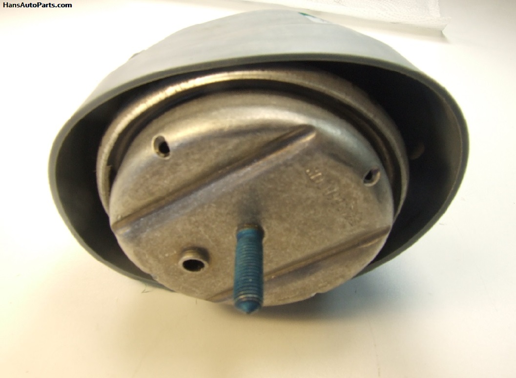 8D0199379J $42 OEM VW Audi Motor Mount Passat A4 Quattro 1.8t