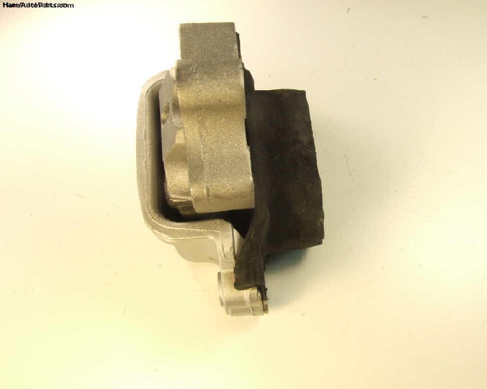 8J0199555A Left Transmission Mount Audi TT Passat CC V6