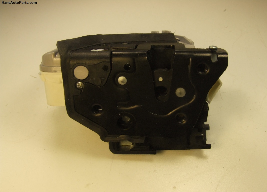8J1837015A $65.78 VW Audi Left Front Door Latch Actuator Touareg Audi