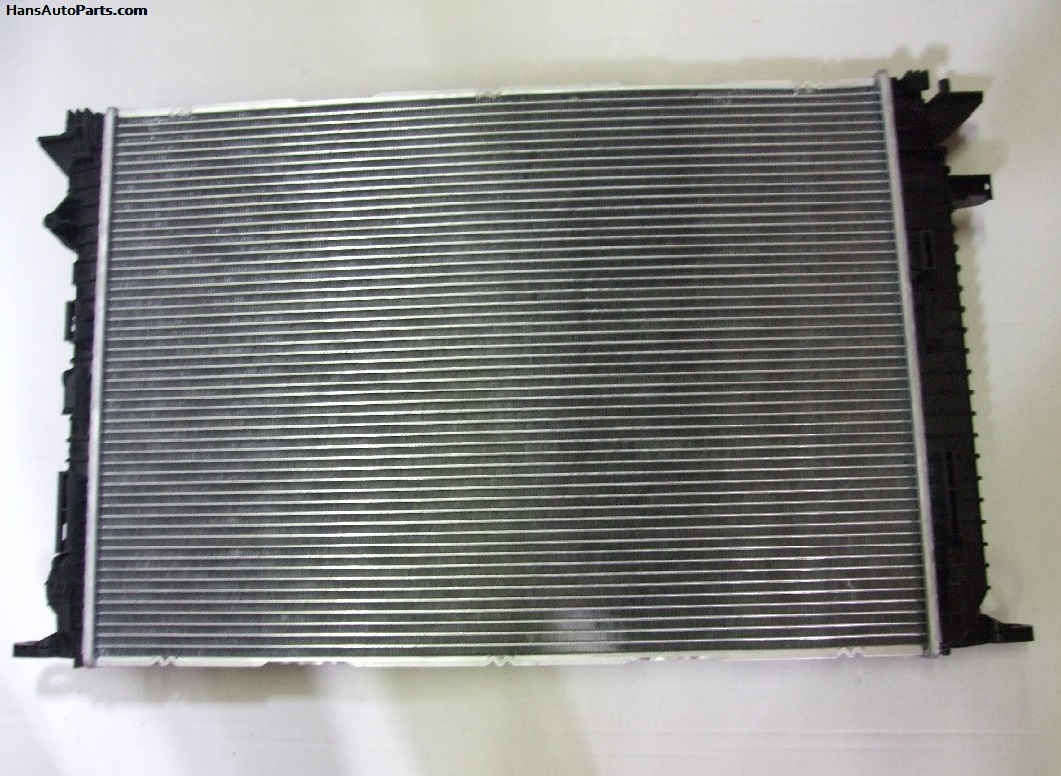 8K0121251R $129 OEM Audi Radiator A4 A5 A6 Q5 Manual Transmission 2.0T