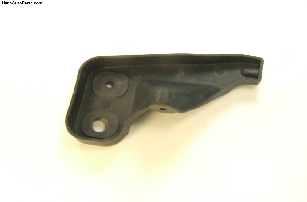 8P3807330 $4 OEM Audi Right Bumper Bracket A3