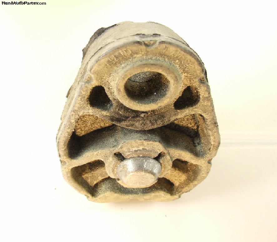 8R0253144B $9 Audi Right Rear Exhaust Bracket Q5