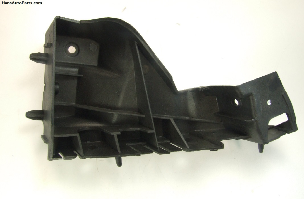 8R0807284C $13 OEM Audi Front Right Bumper Guide Q5