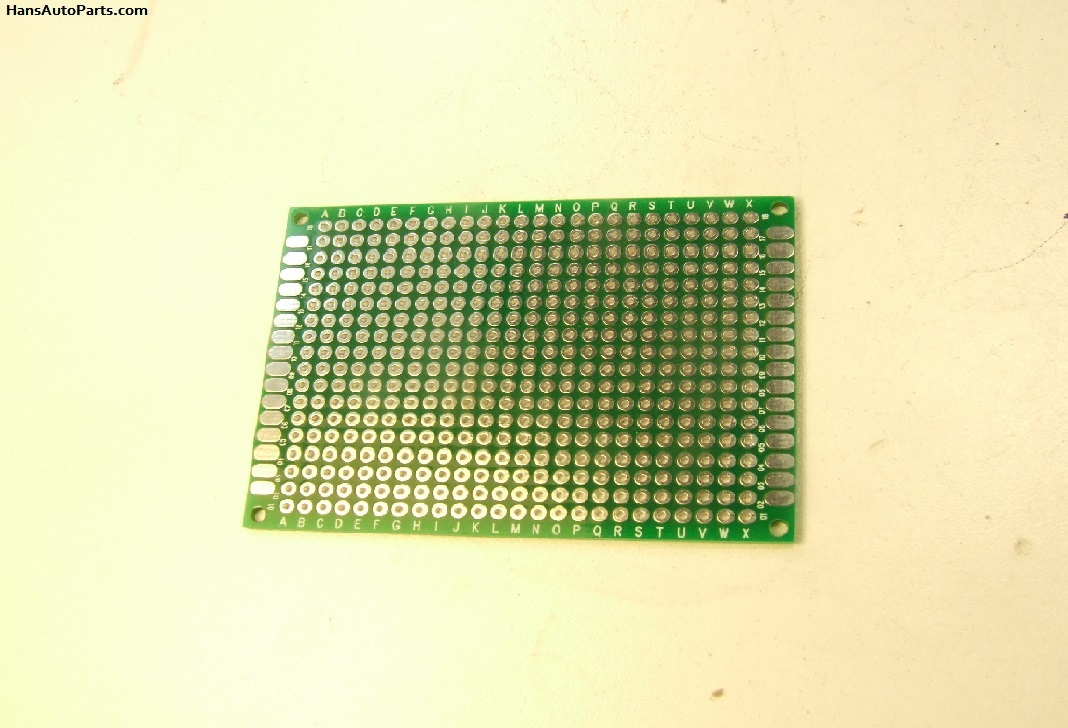 ROT919059A Electronic Breadboard / Blank Circuit Board 5cm x 7cm