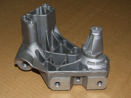 038199207H $49 OEM VW Audi Right Motor Mount Beetle Golf Jetta Jetta ...