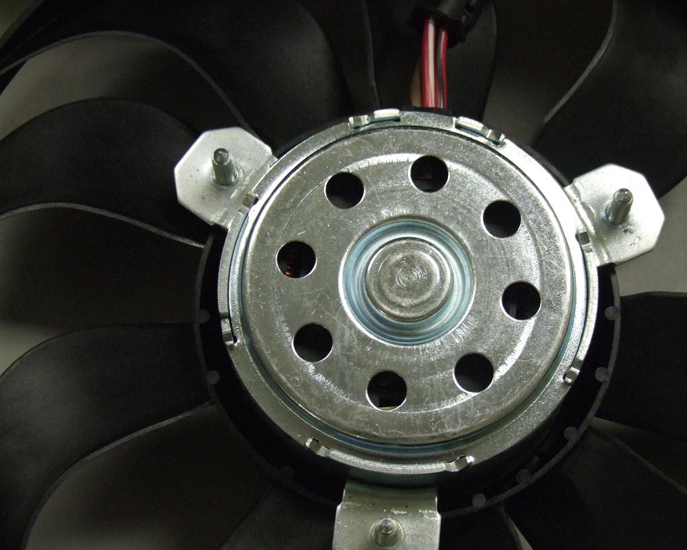 1C0959455A $49 VW Radiator Fan Beetle This is Left Fan 1.8T