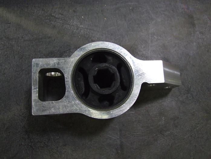 1K0199232J $18 VW Audi Right Track Control Arm Rear Bracket Eos Golf ...