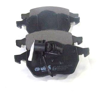 1J0698151M $23 VW Audi Front Brake Pads Beetle Golf Jetta Passat TT