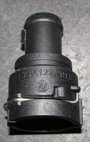 3B0122291B 13.00 Water Hose Coupling 98-16 CC Golf Jetta Passat Audi A3 TT