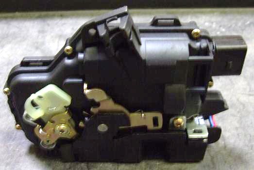 Left Front Door Lock Actuator 98-10 Beetle Golf Jetta Passat