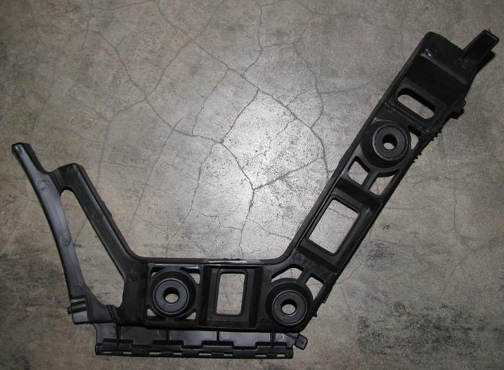 5K6807393C $8 Left Rear Bumper Guide Piece Golf.