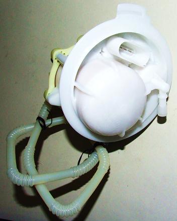 7L0919679 $99 OEM VW Fuel Filter / Fuel Tank Flange Touareg Gas