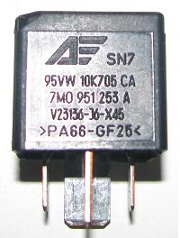 7M0951253A $6 OEM VW Audi Load Reduction Relay 100 Beetle Cabrio ...