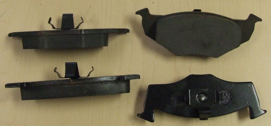 1H0698151A $11 VW Front Brake Pads Jetta Golf 2.0 Gas 1.9 AAZ