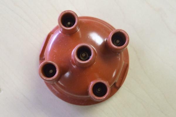 030905207 $3 VW Distributor Cap Cabrio Corrado 1.8 Fox Jetta 1.8 Passat ...