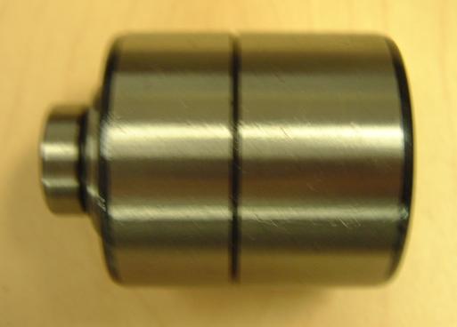 058115136A $9 VW Audi Fan Clutch Mount Bearing Beetle Passat A4