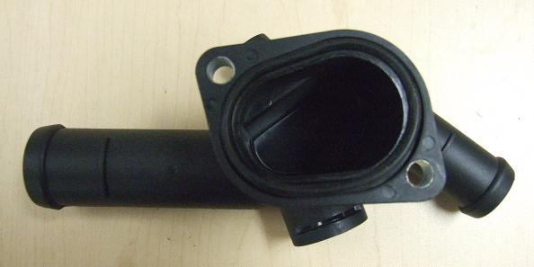 06A121132 $5 OEM VW Cylinder Head Coolant Flange Golf 2.0 Jetta 2.0